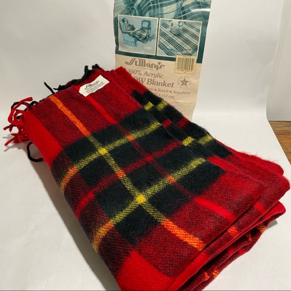 St . Marys | Bedding | Vintage Acrylic Red Plaid Blanket 5 X 60 Inches ...